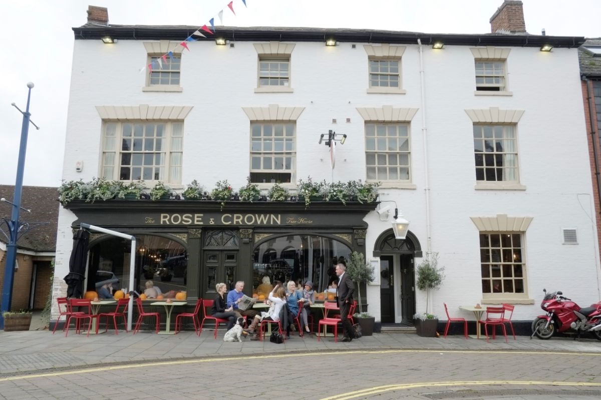 The Rose & Crown - Warwick | Pubs with Rooms | Britain's Finest