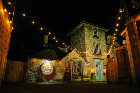 Lake View Garden Bar - Bowness-on-Windermere | Restaurants | Britain's ...