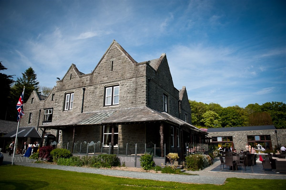 Bron Eifion Hotel & Garden Restaurant, North Wales, Hotel | Best price ...