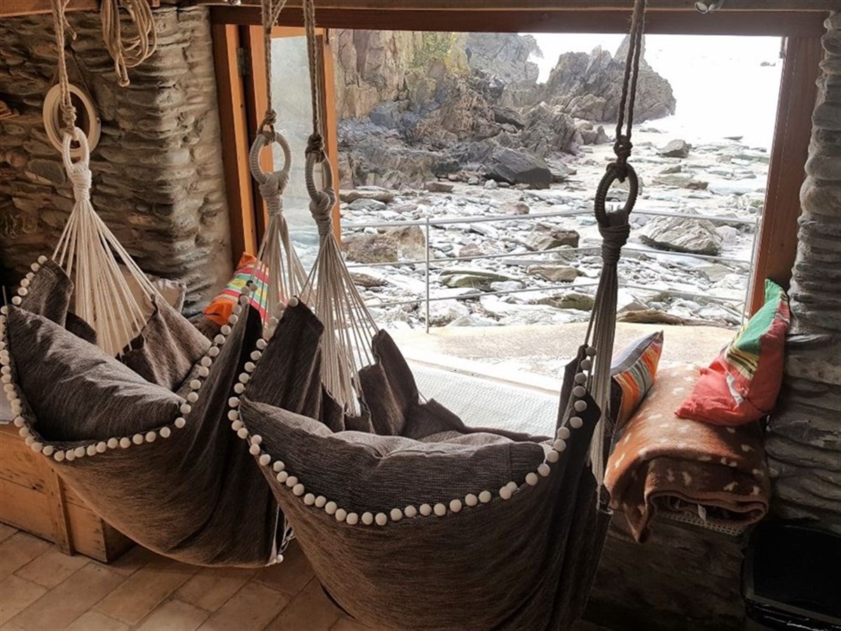 The Beach Hut, Yealmpton - Carswell Cove | Rent | Beach Huts