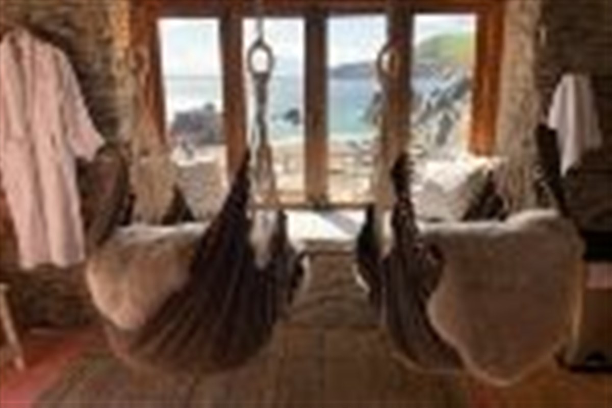 The Beach Hut, Yealmpton - Carswell Cove | Rent | Beach Huts