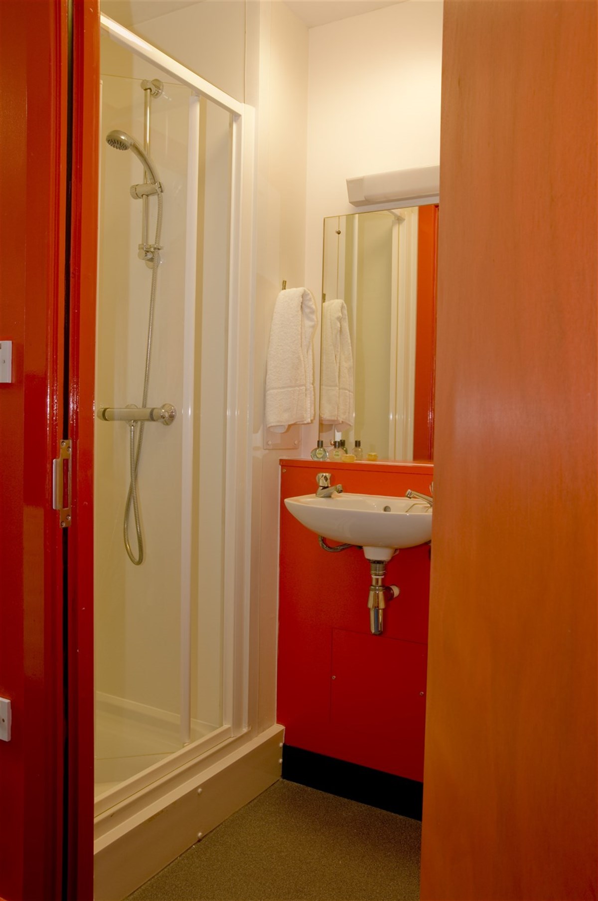 Ancaster Hall, University Park, Nottingham | Guest B&B - Book Now ...