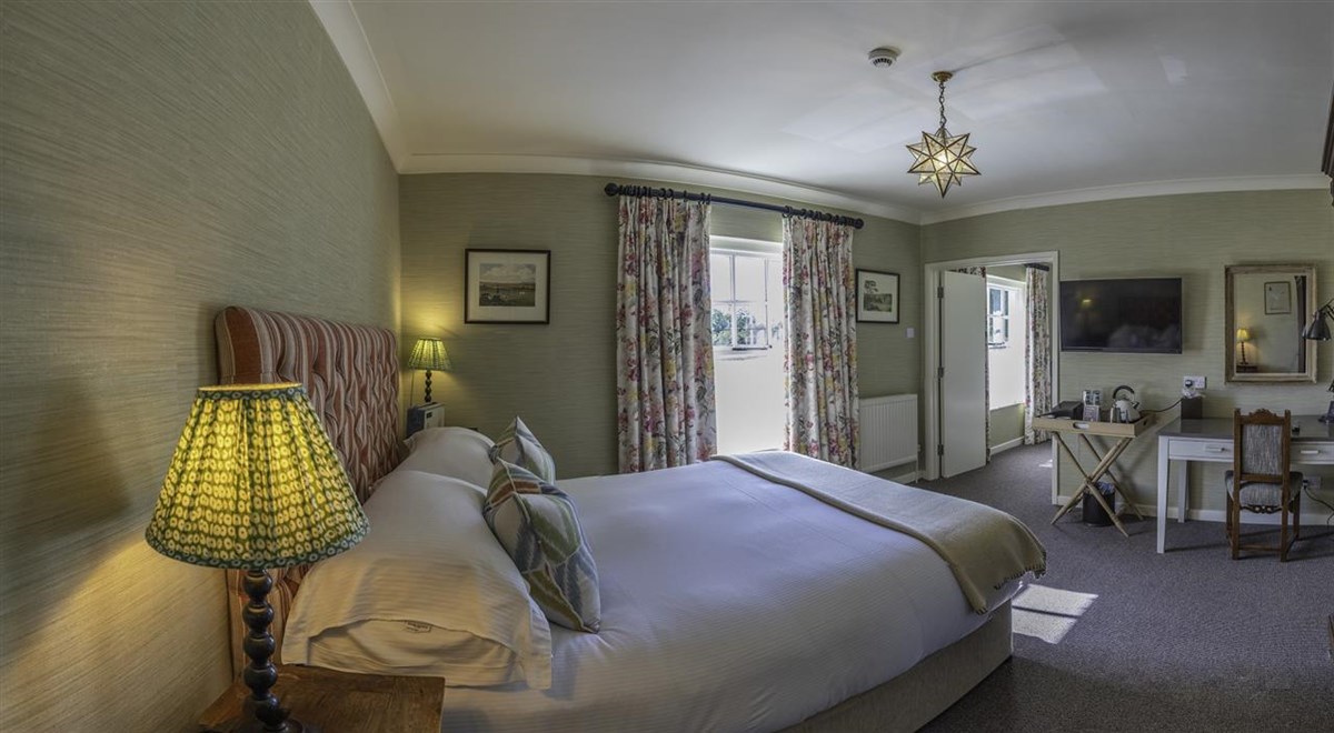 The Hawk Inn - Andover | Pubs with Rooms | Britain's Finest