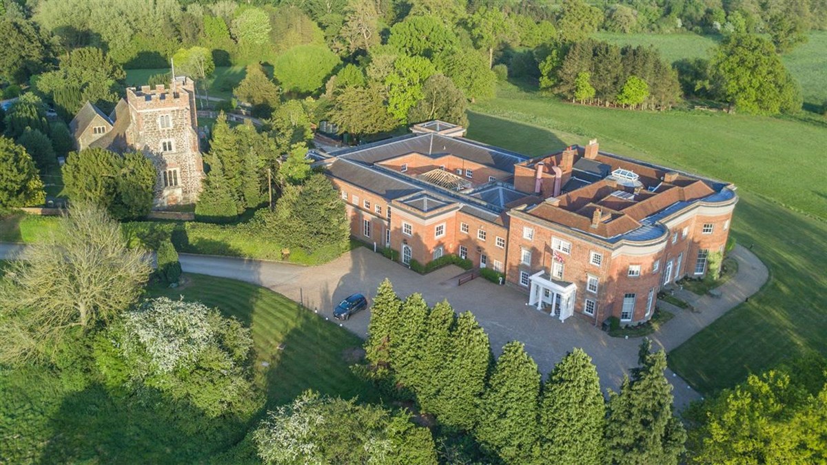 Highfield Park - Hook | Restaurants | Britain's Finest