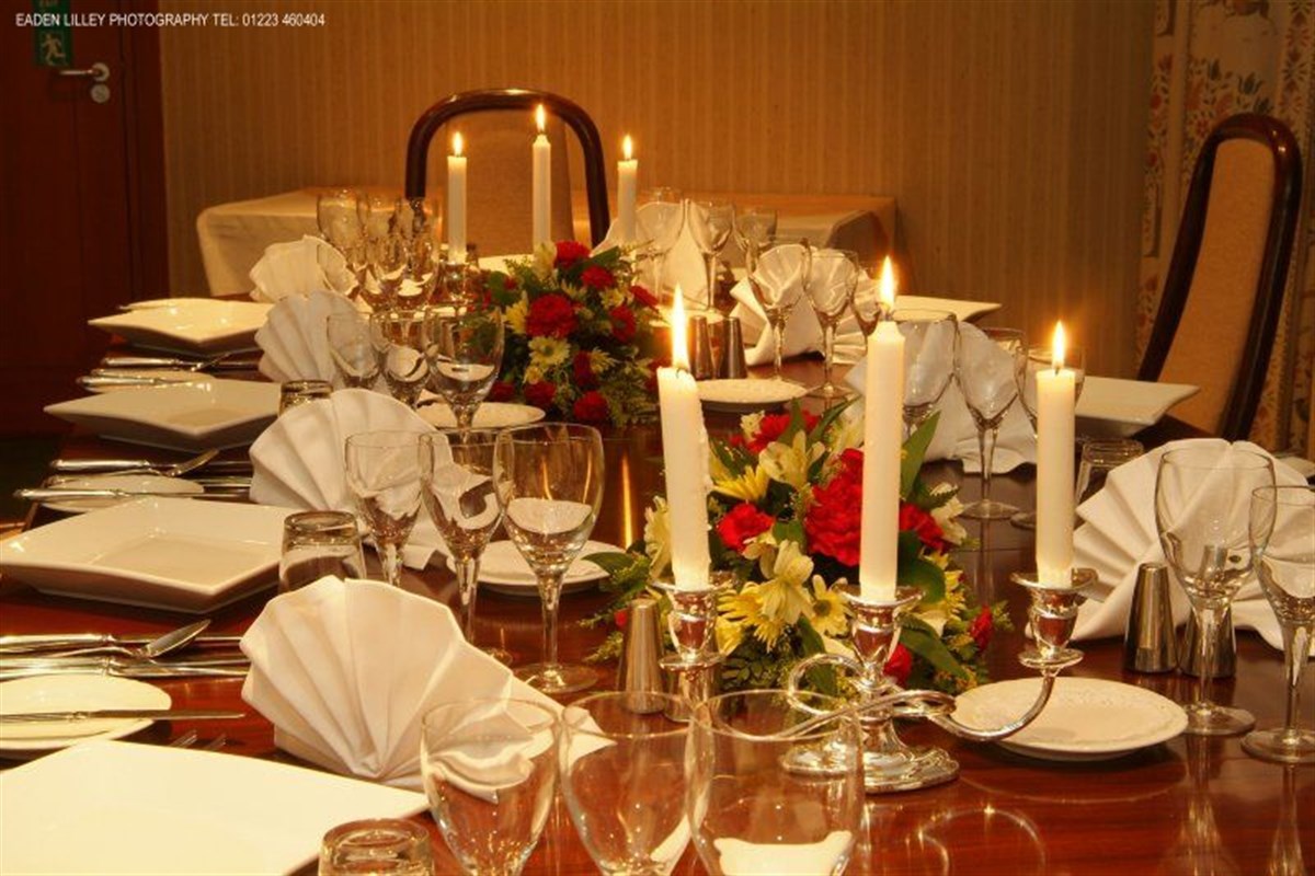 Robinson College, Cambridge | Guest B&B - Book Now | University Rooms